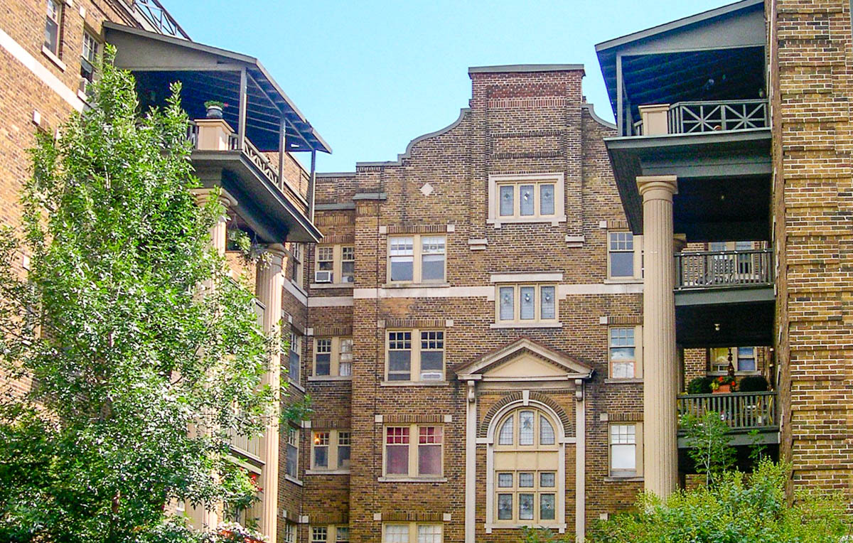 THE STRATHCONA | Andrex